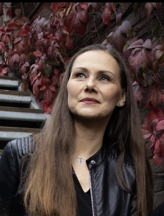 Ota yhteyttä :: Tuuli Anikari